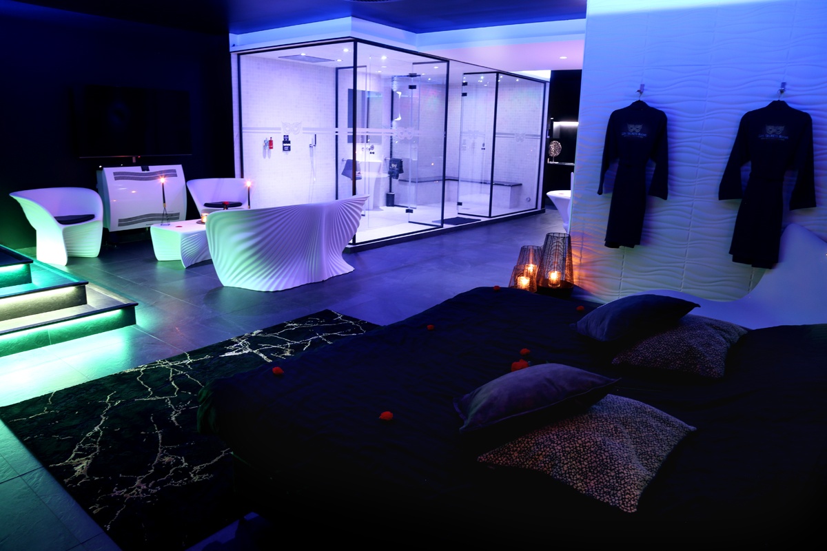 Créer la Loveroom Parfaite : Conseils d'Équipement et d'Aménagement ...